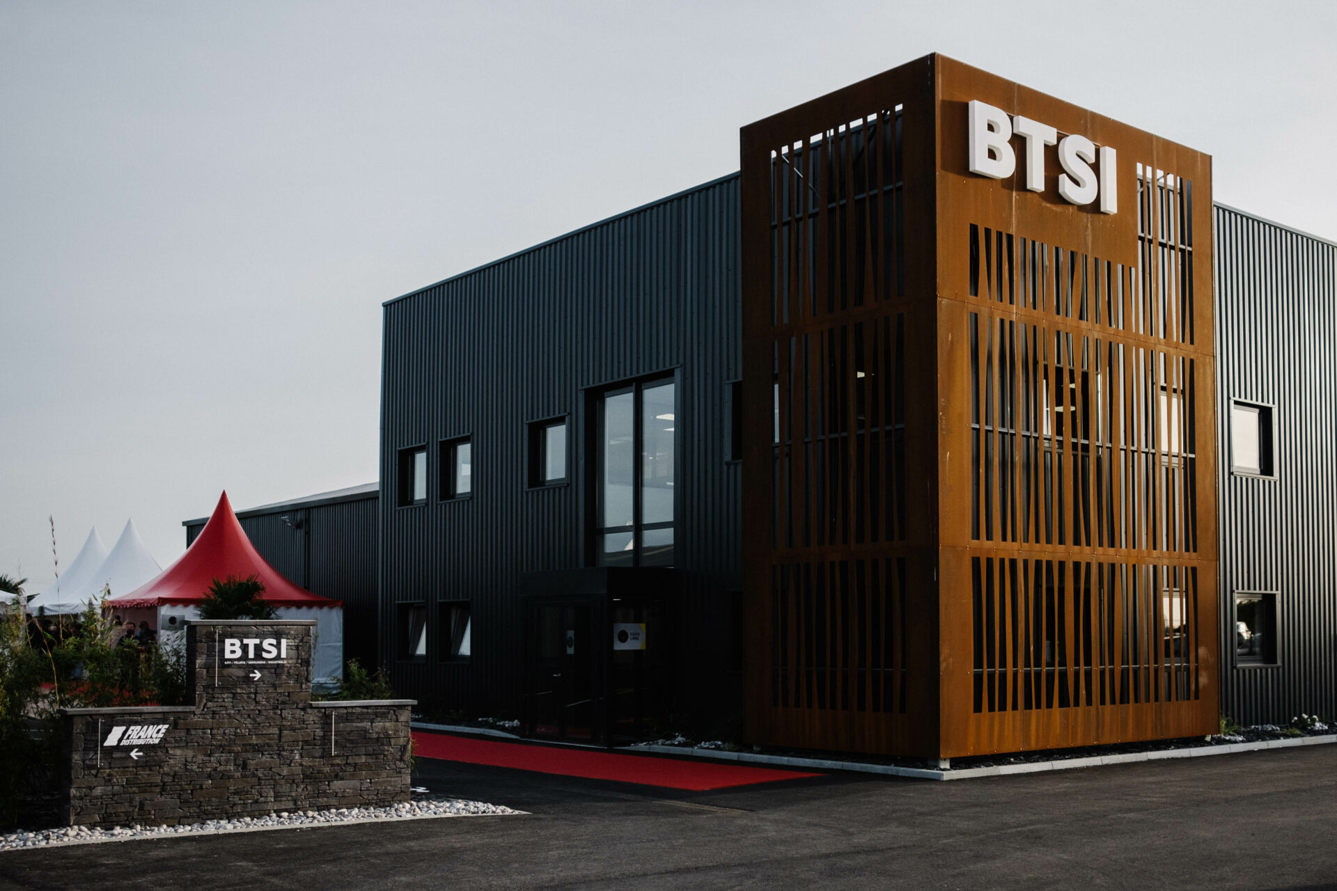 Inauguration Caen - entreprise BTSI